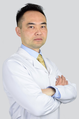 Dr. Marcos Takashi Aoki